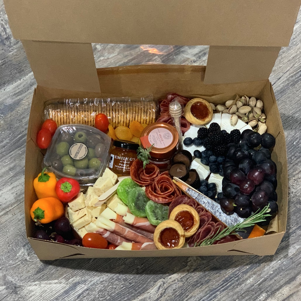 Large Graze Box - Sharecuterie Grazing Boxes and Boards
