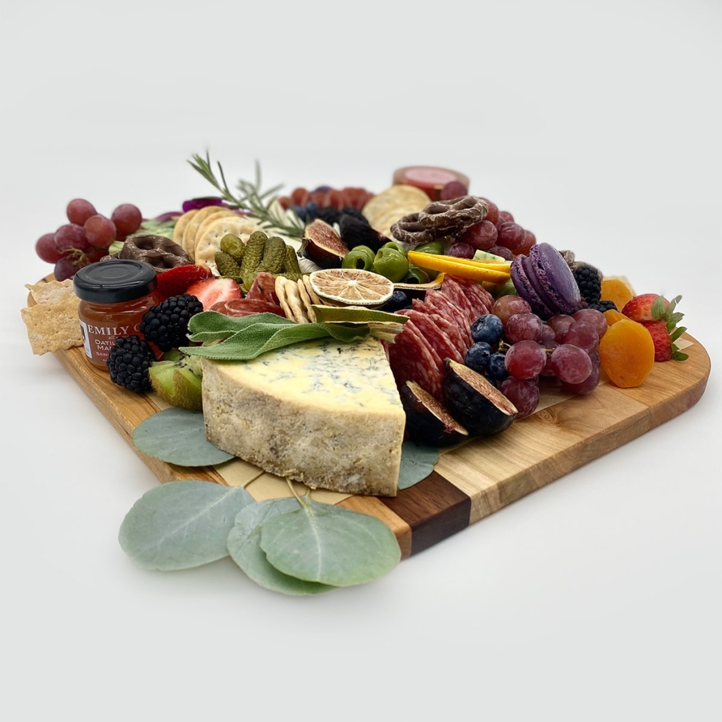 Keepsake Wood Graze Board - Sharecuterie Grazing Boxes and Boards