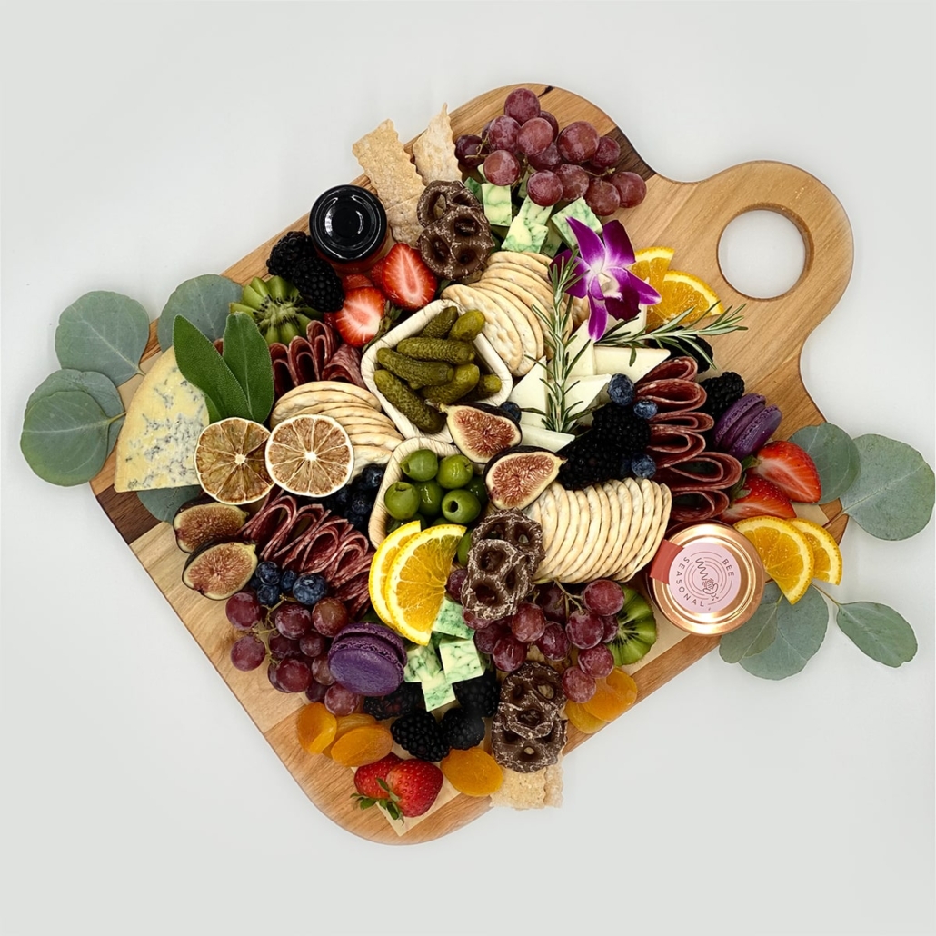 Keepsake Wood Graze Board - Sharecuterie Grazing Boxes and Boards